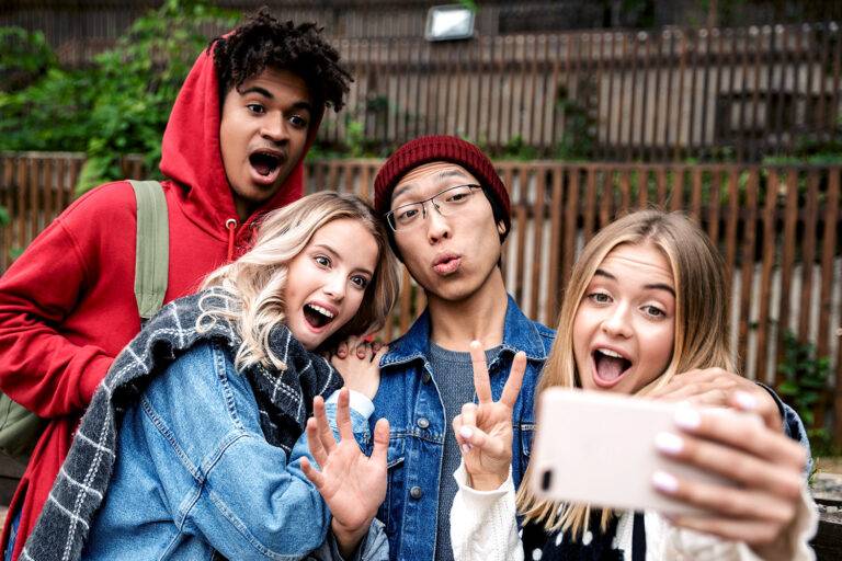 Was bedeutet USV? Definition IT-Lexikon | 12systems